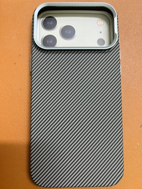 YANG CASE CARBON FIBER FOR IPHONE 17 PRO MAX GRAY - كفر ايفون 17 برو م ...